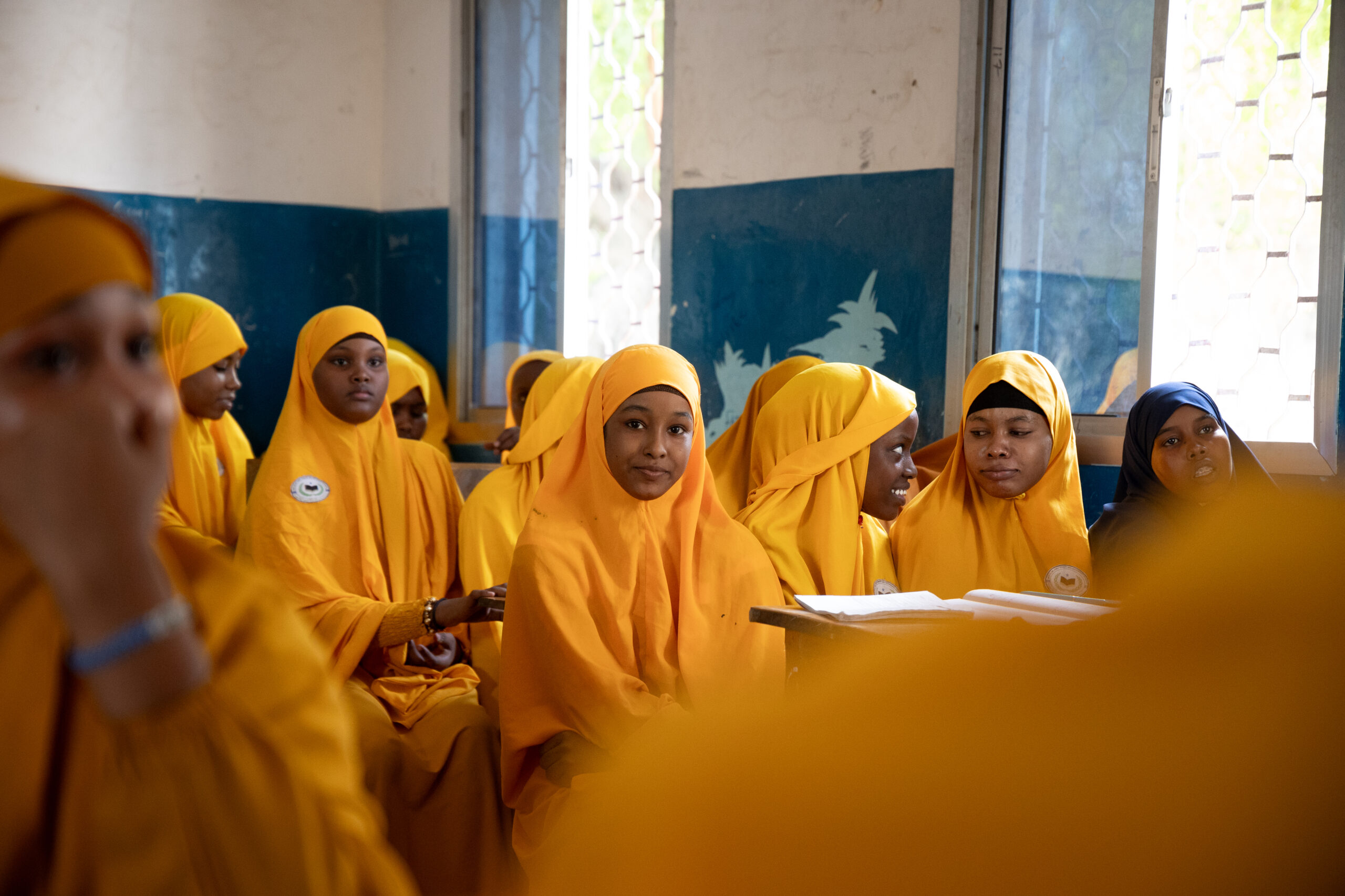 De volta à escola para jovens somalis fora da escola | Criativos ...